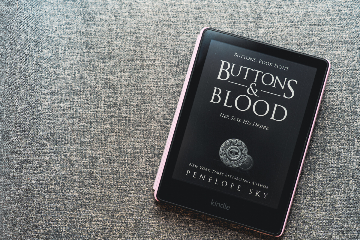 Book Review: Buttons & Blood – The Girl with The Red Backpack